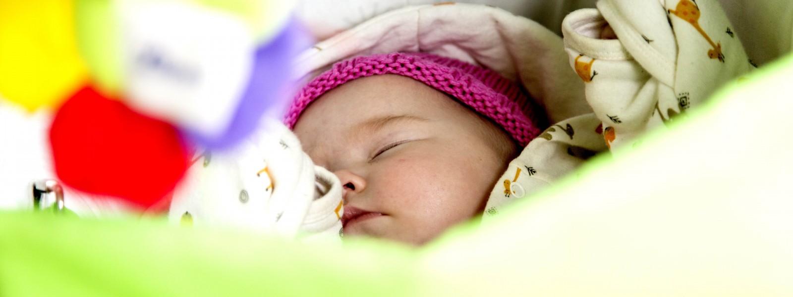 Vastasyntyneen vauvan nukkuminen - Mannerheimin Lastensuojeluliitto